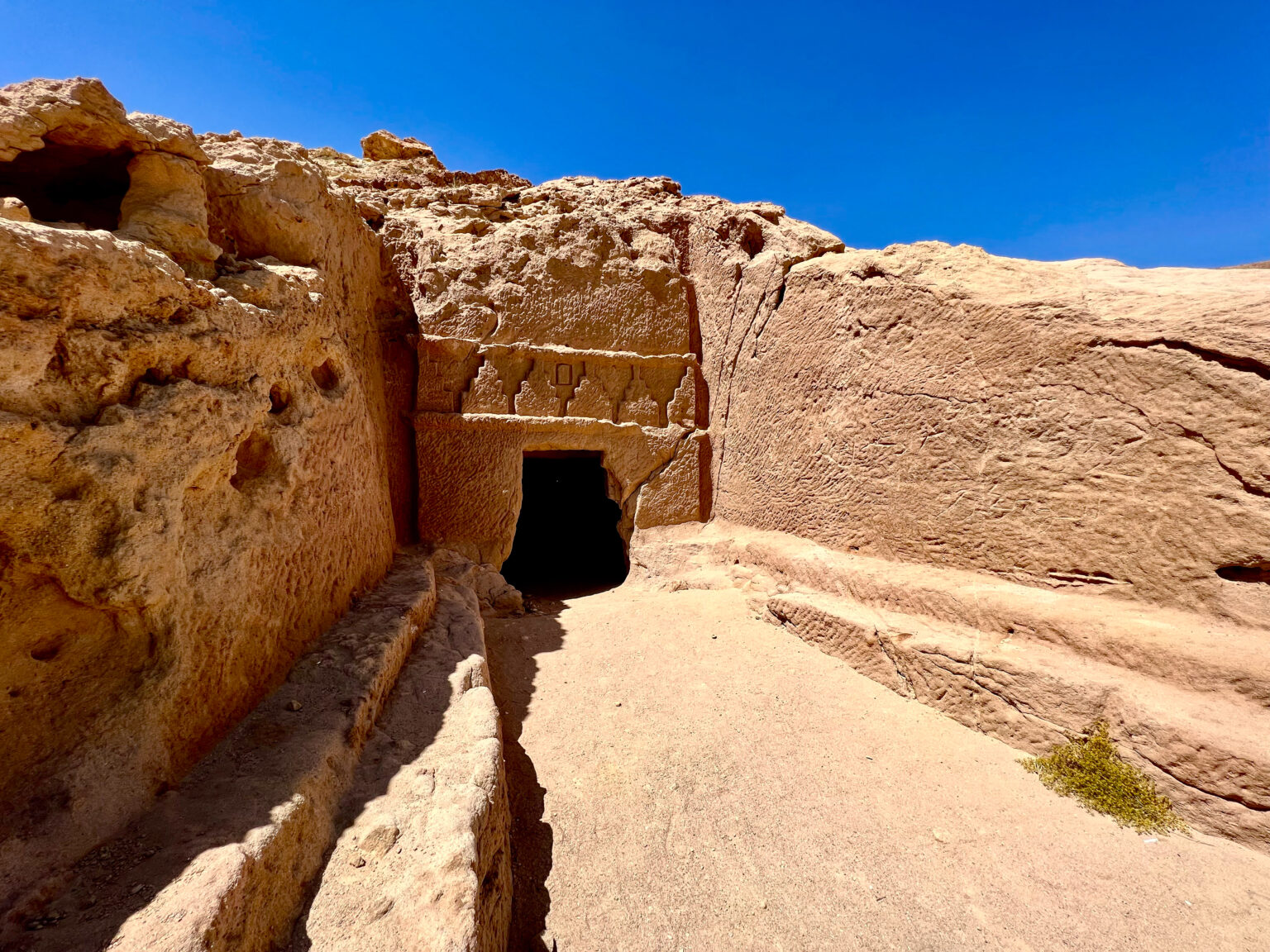 Jethro and Moses in the Land of Midian - Doubting Thomas Research